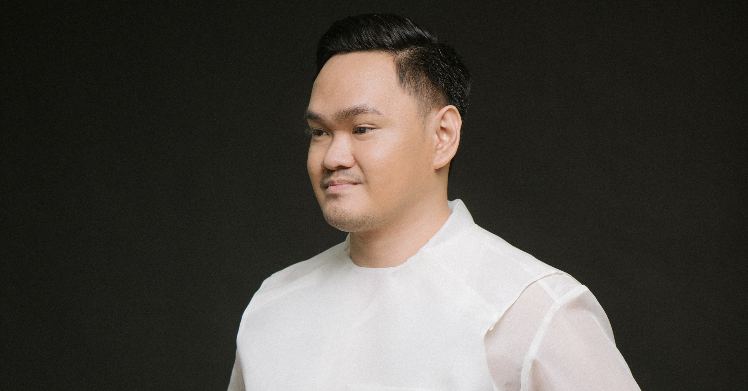 Abdul Gaffar Transforms The Traditional Terno For Muslim Fashion