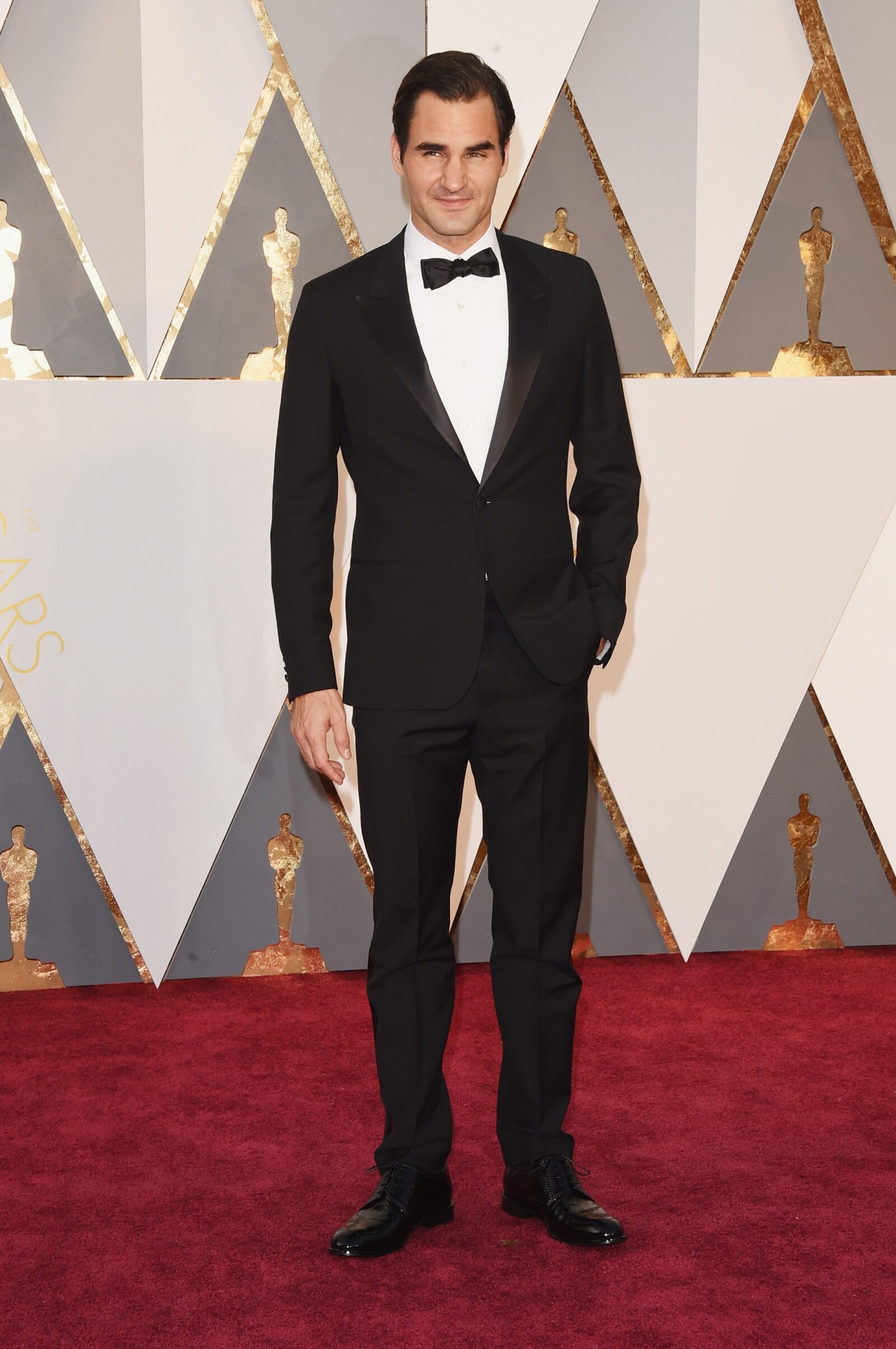 A Look at Roger Federer’s Effortless Off-Court Style | Gallery