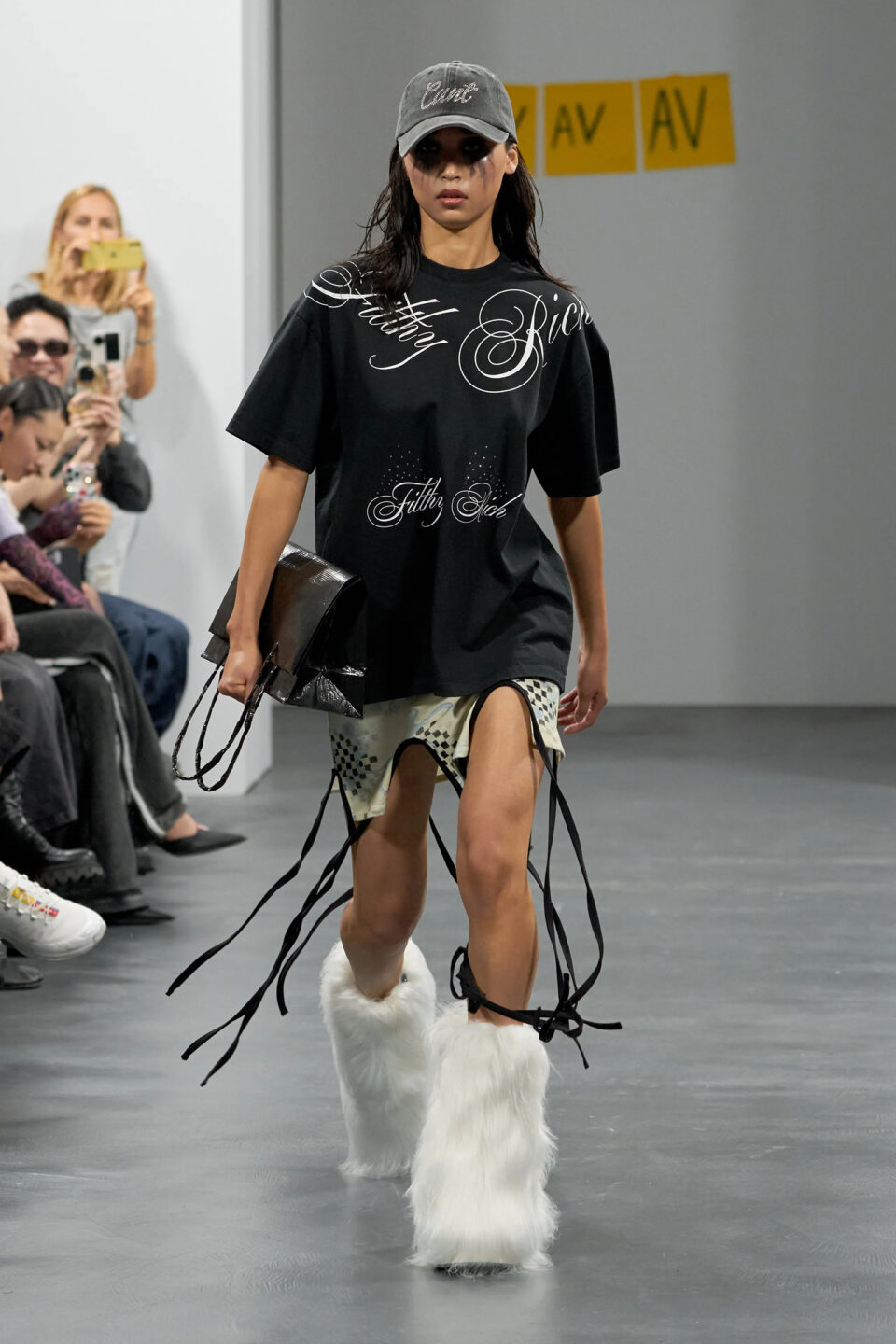 Avavav’s Spring/Summer 2024 Ready-to-Wear Collection